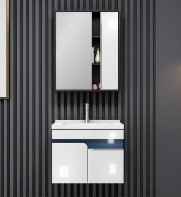 China 600mm Bathroom Vanity Cabinet With Mirror Ceramic Sink Vanity Scratch Resistant for sale