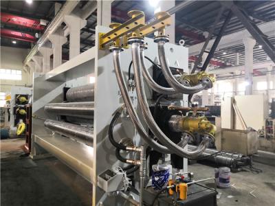 China ISO9001 Fabric Embossing Calender Machine with 6000mm Width and 650m/min Speed for Nonwoven Processing for sale