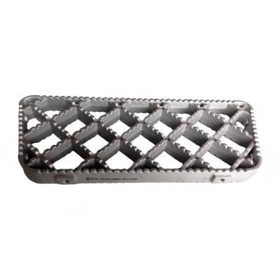 China Die-Cast Aluminum Grid Design Truck Cab Step DZ14251240014 Serrated Anti-Slip Surface Heavy Duty Entry Pedal for sale