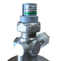 China Multifunctional truck AC receiver drier built with dual pressure switch DZ13241821201 for F2000 vehicles for sale