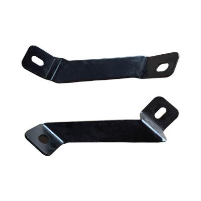 China Front Bumper Support Bracket with Black Anti-Rust Coating Oval Mounting Holes and Thick Cold Rolled Steel for Heavy Truck Reinforcement DZ14251240076 for sale