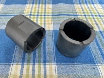 China SSiC Bushing Hardness Ra0.4μm Surface Finish Sturdy Silicon Carbide Bushings For Textile Machinery for sale