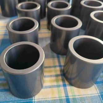 China Customized Size Silicon Carbide Sliding Bearing Sleeve with 1650℃ Max Temperature and Corrosion Resistance for Pumps for sale