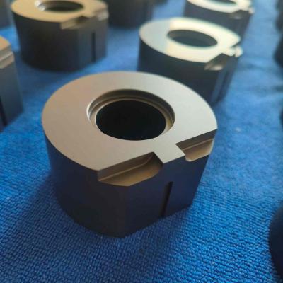 China Customized Size Silicon Carbide Sliding Bearing with 1650℃ Max Temperature and Corrosion Resistance for Harsh Environments for sale