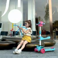 China 3-8 Years Boys Girls Plastic Kids 3 Wheel Scooter Three Wheel Standing Scooter 30kg for sale
