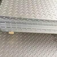 China 5052 5083 Aluminum Tread Plate Embossed Checkered Sheet For Bus for sale