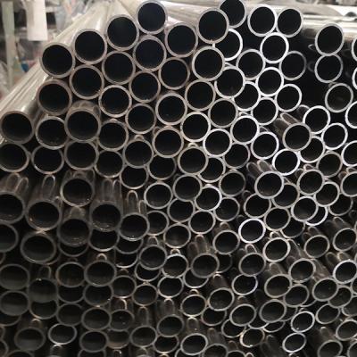 China Stock Available 304 Large Diameter Stainless Steel Pipe Mirror Polished Aisi304 Welded / Seamless Tube for sale