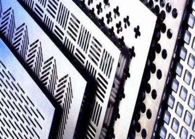China Stainless Steel Mid Steel Perforated Metal Panels Decorative 2.0mm Thick 5.0mm Hole for sale