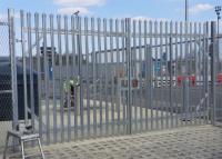 China 2.4m D-Type Galvanized Steel Palisade Fencing with 2.5-4.0mm Thickness and 505 g/m² Zinc Coating for sale