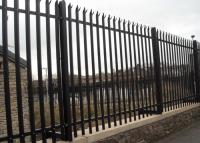China 70mm W Pale 3.0mm Hot Dip Galvanized Steel Palisade Fencing for Residential Security for sale