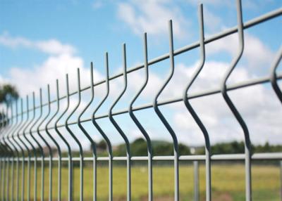 China PVC Coated 50*200mm Mesh Hole Triangle Fence For Airport OEM for sale