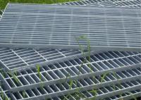 China ISO9001 Serrated Flat Galvanized Steel Walkway Grating Metal Driveway Drain OEM for sale