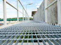 China Serrated Galvanized Rebar Grating Pressed 32*5mm  Stair Tread Grating for sale