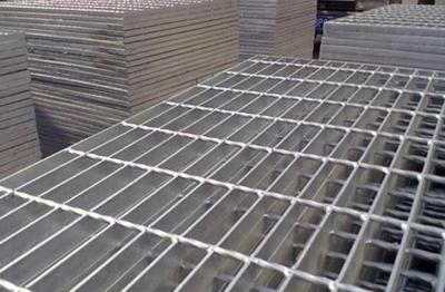 China Serrated Galvanized Rebar Grating Pressed 32*5mm  Stair Tread Grating for sale