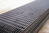 China Sturdy 2-12mm Galvanized Steel Walkway Grating Stair Treads Trench Drainage Cover for sale
