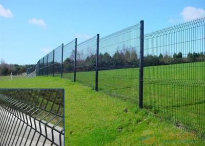 China Galvanized Metal Wire Mesh Triangle Bending Fence 0.63 M For Securty for sale