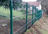 China Hot Dip Galvanized Triangle Bending Welded Wire Mesh Fence Panels 75*150mm for sale