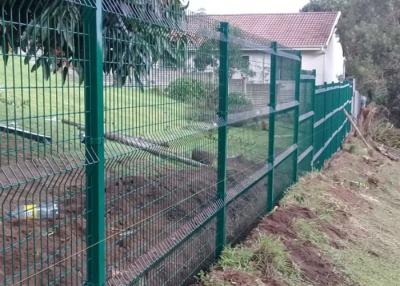 China Hot Dip Galvanized Triangle Bending Welded Wire Mesh Fence Panels 75*150mm for sale