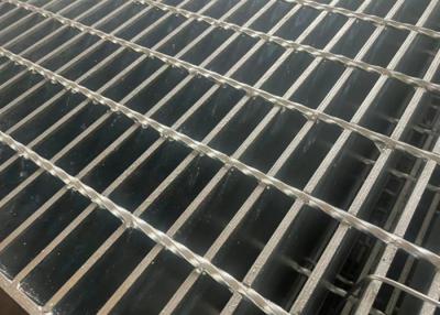 China Galvanized Steel Walkway Grating 30*5mm For Industrial Platform for sale