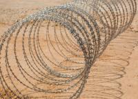 China Razor Barbed Wire Fencing: Durable, Corrosion-Resistant Security Solution for sale