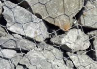 China 0.5mx0.5mx1m 4mm PVC Coated Gabion Mesh Anti Rust For Riverbank Protection Landscaping for sale