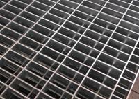 China Hot-Dip Galvanized Steel Walkway Grating for Heavy Load Construction for sale