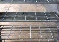 China Heavy Duty Steel Walkway Grating Strong Load Bearing Anti Slip for Industrial Platforms for sale