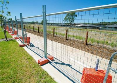 China PVC Coated Temporary Perimeter Fence  50x100mm Mesh Hole for Construction for sale
