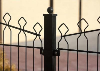 China Corrosion-Proof Double Horizontal Wire Guardrail for Scenic Spot Trail Protection for sale
