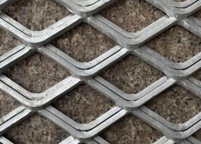 China Expanded Metal Mesh for Safety Fencing and Industrial Applications for sale