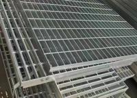 China Galvanized Serrated Steel Grating Floor For Stair Tread 40×5mm for sale