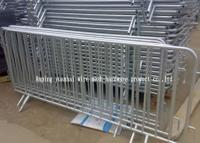 China Powder Coated Steel Crowd Control Barriers 1100x2100mm Hot-Dip Galvanized 14kg Interlocking Security Fencing for sale