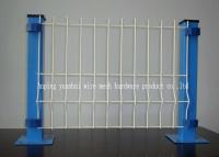 China Removable Garden Mesh Triangle Fence Panel 103-240cm Height with 3.5-8.0mm Wire Diameter for sale