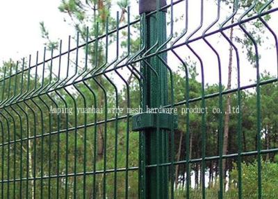 China Folded Mesh Wire Triangle Fence Panel 103-240cm Height with 3.5-8.0mm Wire Diameter Options for sale