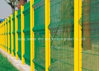China ety Triangle Fence Panel For Sport Field Garden High Strength Square Hole for sale