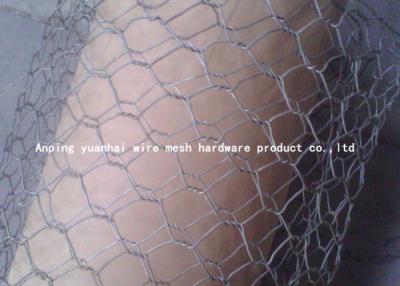 China Commercial Heavy Gauge Hexagonal Wire Mesh 1/2-2 Inch Mesh Size 25-50M Length Galvanized Steel Construction for sale