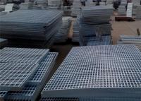 China Custom Steel Walkway Grating 7350mm Length with 20-100mm Bearing Bars and Hot Dip Galvanized Finish for sale