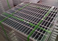 China Hot Dipped Steel Walkway Grating Panels 20-100mm Bearing Bars 7350mm Length for Industrial Applications for sale