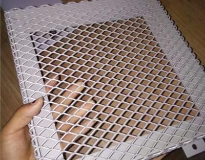 China 100mm Flattened Hexagonal Expanded Metal Wire Mesh 0.5-2.0mm Thickness for Building and Industrial Applications for sale