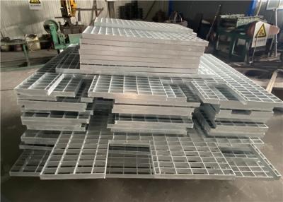 China 32 X 5mm Stainless Steel Grating Hot Dip Galvanized Trench Drain Cover for sale