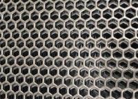 China Aluminum Perforated Wire Mesh Louver Sheet Metal with 0.2-3mm Thickness for Speaker Grills and Architectural Panels for sale