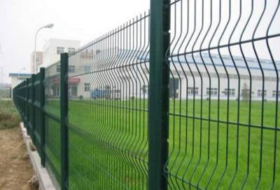China PVC Coated Curved Triangle Bending BRC Mesh Fencing Panel 2.5m Length with 3.0-5.0mm Wire Diameter for sale
