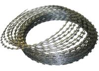 China BTO-22 PVC Coated Razor Barbed Wire 500mm Diameter Coil for Private House Security Fencing for sale