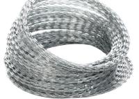 China Coil Pvc Coated Bto-22 3 Clips Razor Barbed Wire Q195 for sale