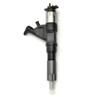 China Original And OEM Fuel Injector 295050-2241 8-98297933-1 for Isuzu 4HK1 Engine for sale
