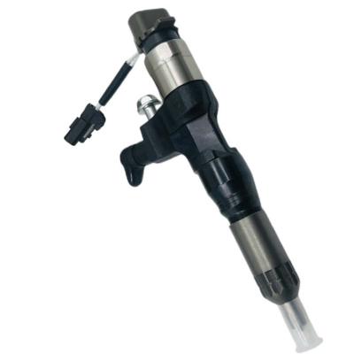 China OEM Fuel Injector 295050-0260 ME306476 for Mitsubishi FH FK FM 6M60T Engine for sale