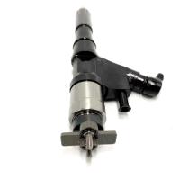 China OEM Fuel Injector 095000-8910 VG1246080106 for SINOTRUK Howo A7 Truck for sale