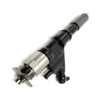 China OEM Fuel Injector 095000-8910 VG1246080106 for SINOTRUK Howo A7 Truck for sale