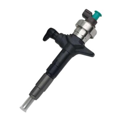 China High Quality Fuel Injector 095000-5300 23910-1260 for Isuzu 6HK1 Engine for sale