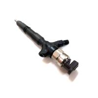 China Original 095000-6180/23670-30110 Fuel Injector for Toyota IMV1KD-FTV Engine for sale